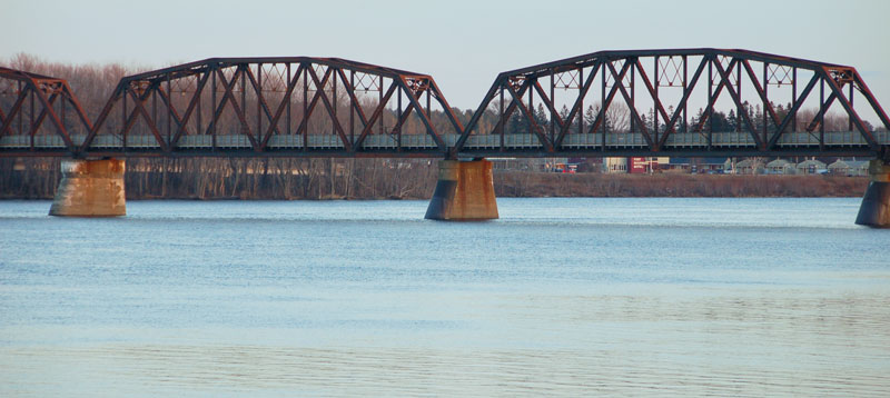 fredericton-dec0209_bridge